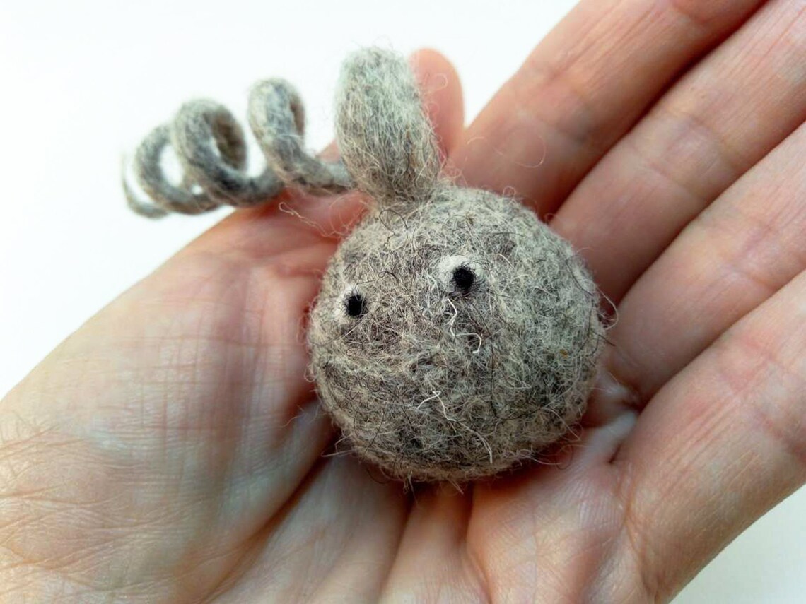 Natural Wool Cat Toys Felted Balls with Spiral Cat gift Pet | Etsy