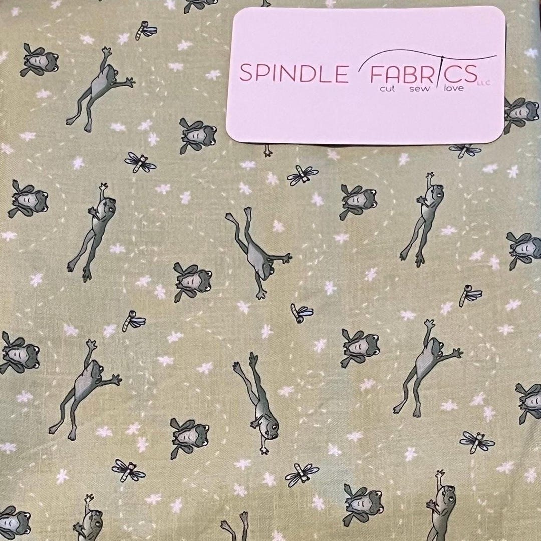 Remnant 28", Frogs on Green Fabric, River Romp, Henry Glass, 100% ...