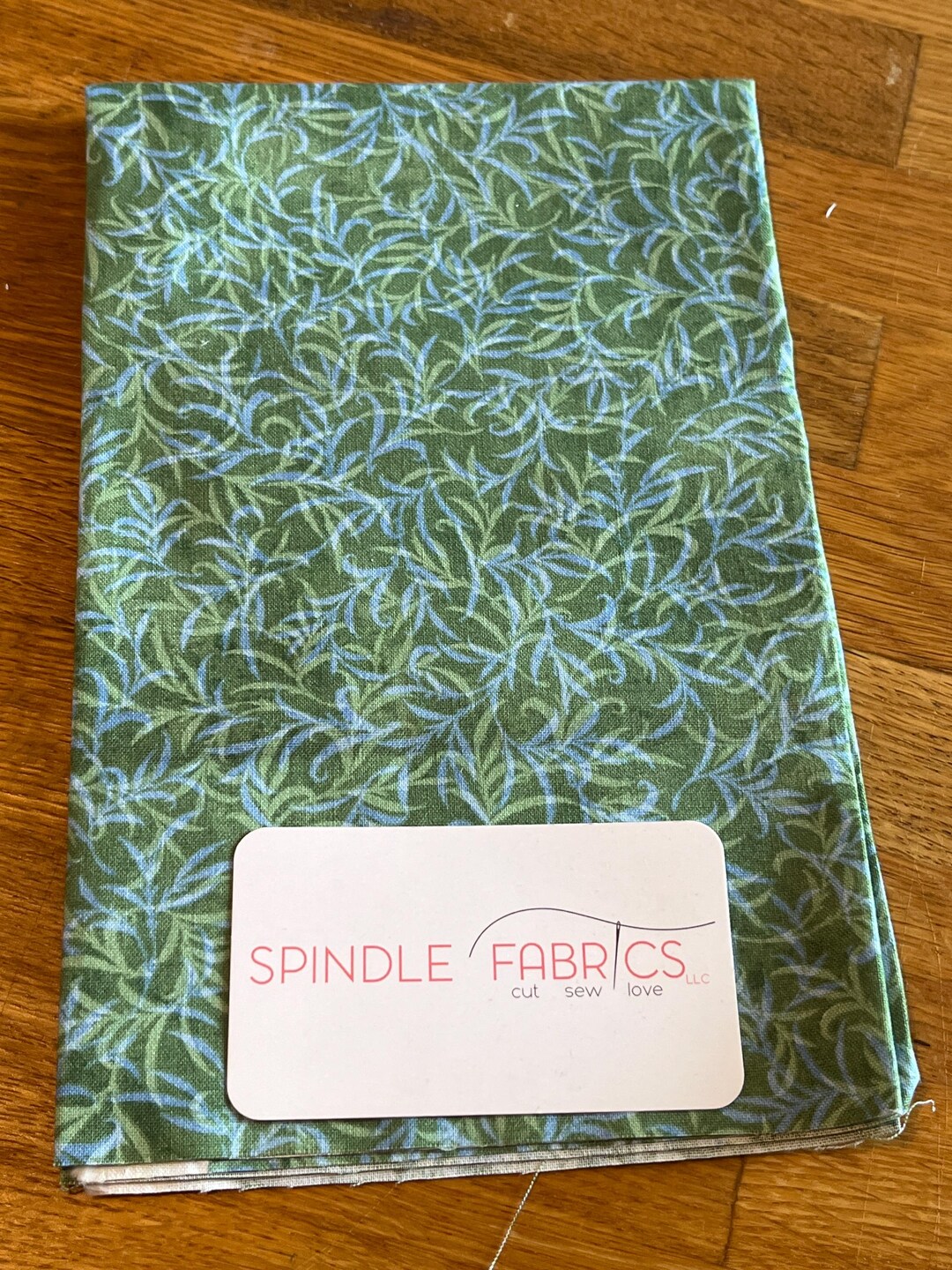 FQ, Green Sea Vines on Green Fabric, Paradise Bay, Wilmington Prints ...