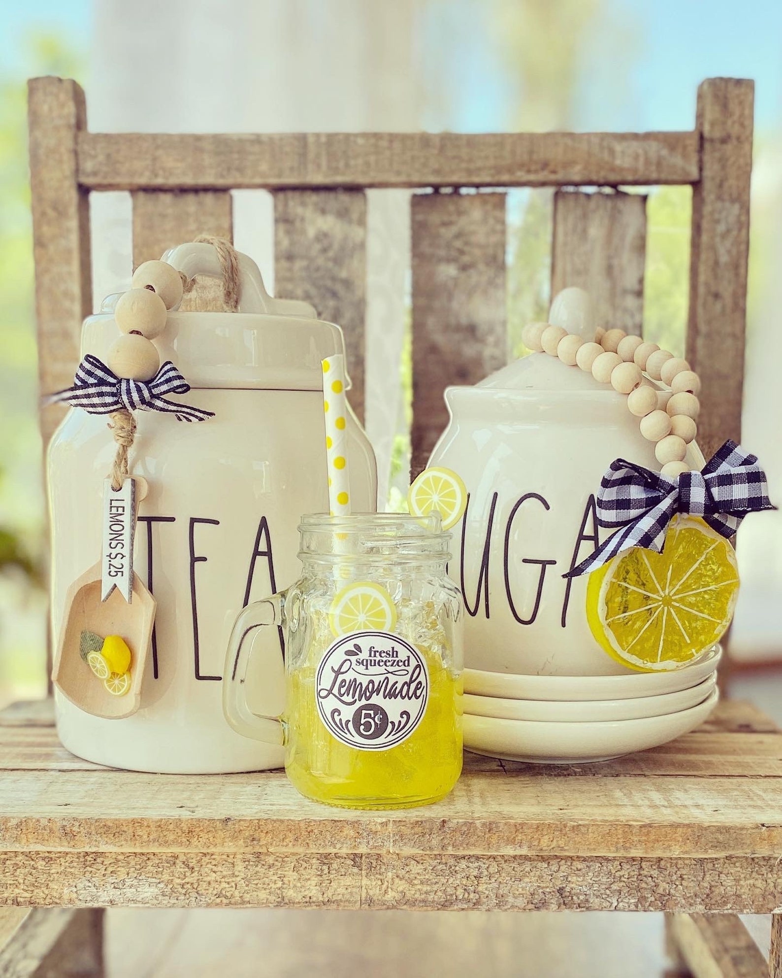 Retro / Vintage Faux Lemonade in a Mason Jar, Fake Food. Lemon Decor ...