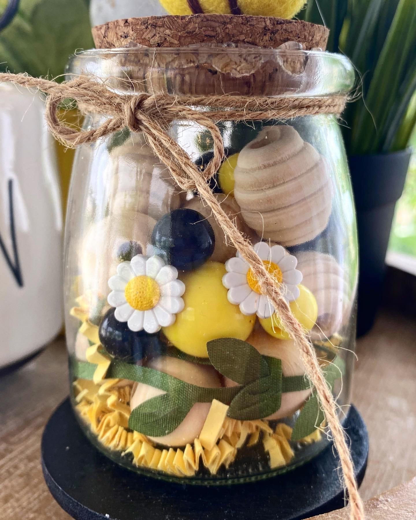 Bumblebee, Honey Bee Bubble Jar Filled to the Brim With a Felt Bee ...