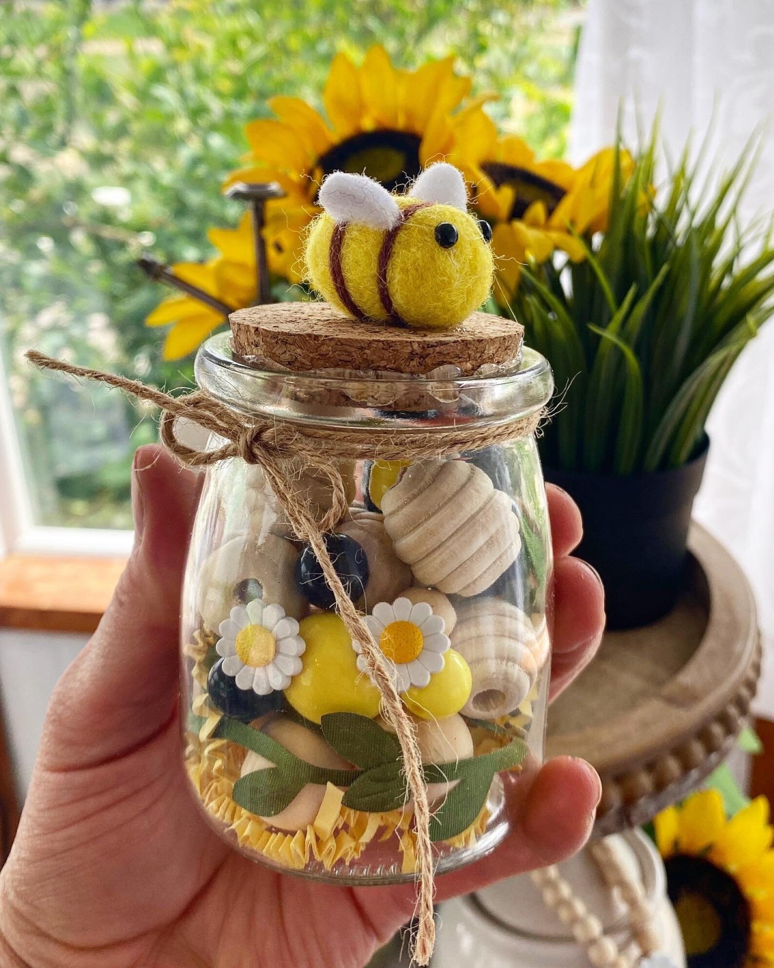 Bumblebee, Honey Bee Bubble Jar Filled to the Brim With a Felt Bee ...