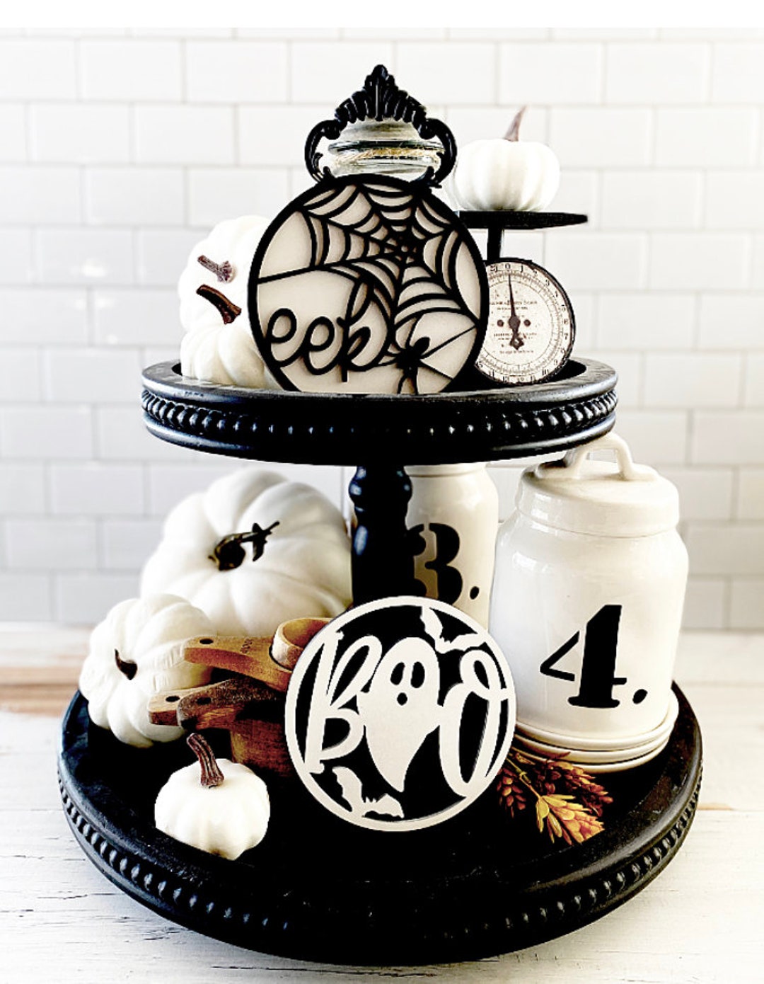 5" Boo & Eek 3D Circle Signs for Halloween Tiered Tray, Black and White ...