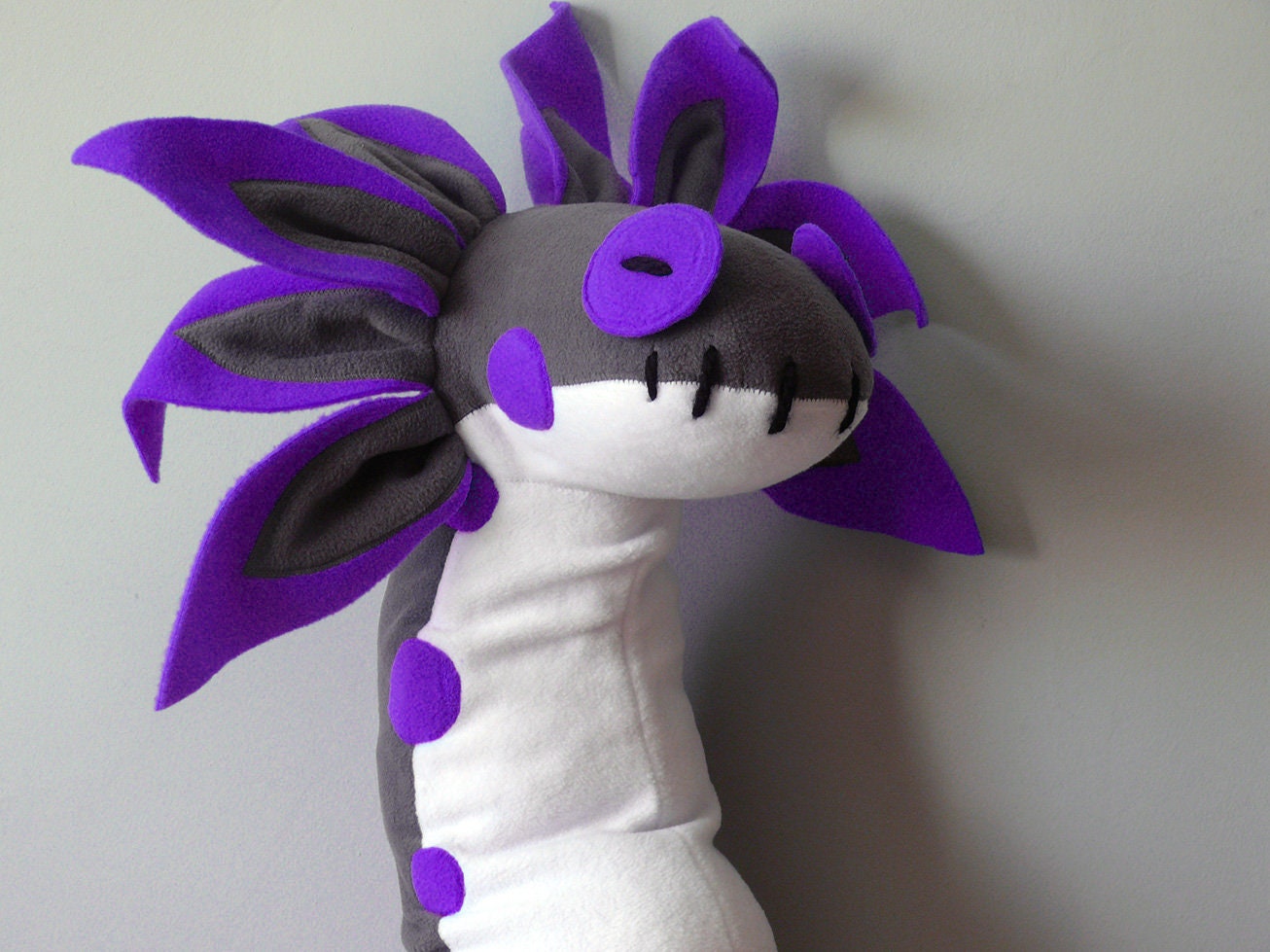 WIGGLER HELMET Monster Hunter, Wiggler Monster Hunter, Wiggler Head ...