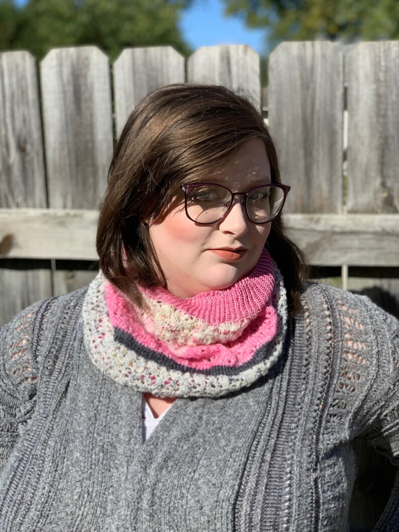 Winter Wonderland of Mini's Cowl (pattern) - Etsy