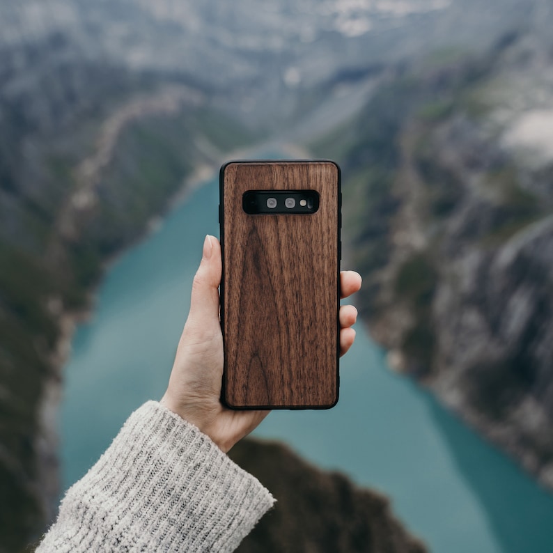 Walnut Wood Phone Case: Samsung Galaxy S10/S20 Series, Slim Protective ...