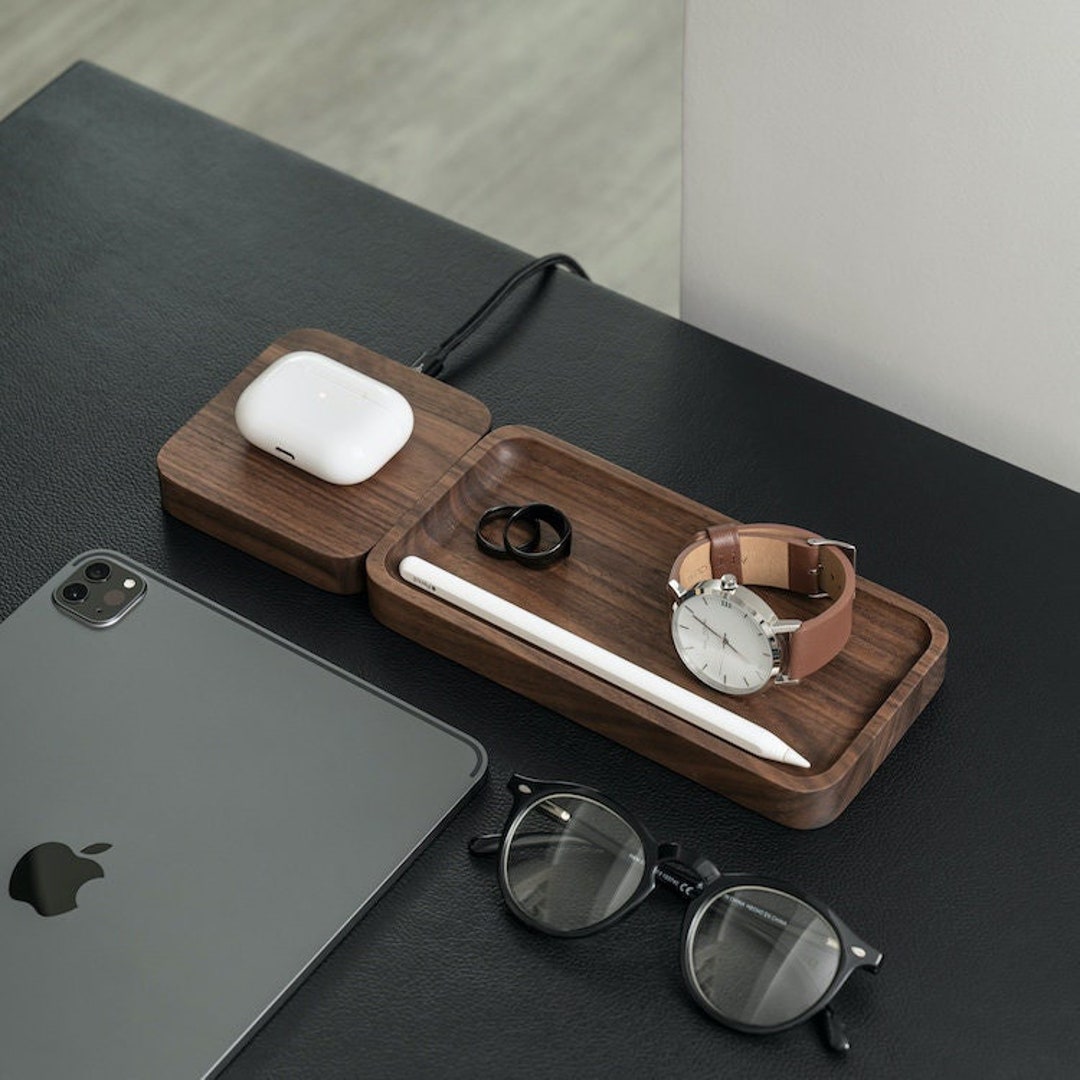 Wooden Wireless Charger: Oakyblocks iPhone Charger, Desk Organizer - Etsy