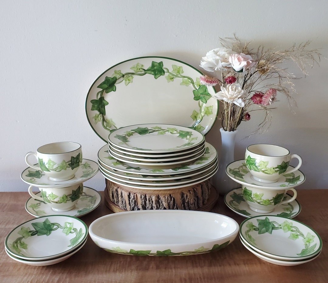 Vintage Franciscan Ivy Dinnerware 22 Piece Set for Four - Etsy