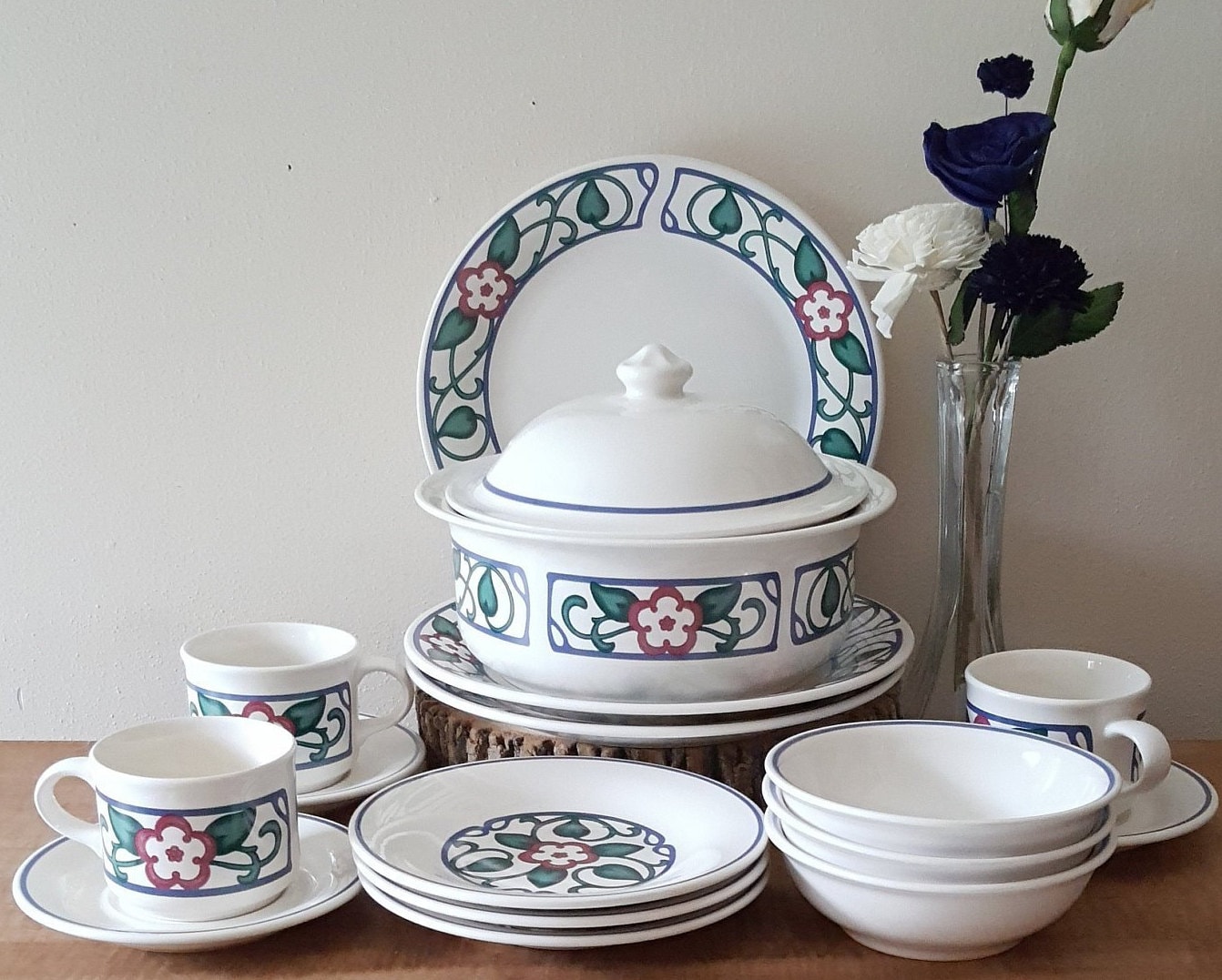 American Dinnerware 17 Piece Vintage Pfaltzgraff Arbor Vine Dinnerware ...