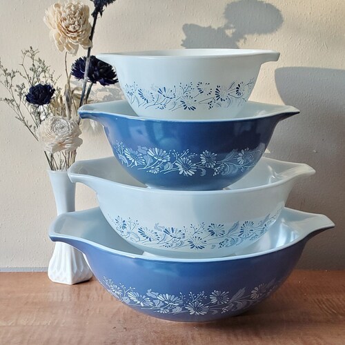 Vintage Pyrex Horizon Blue Cinderella Mixing Bowls Set of 4 - Etsy