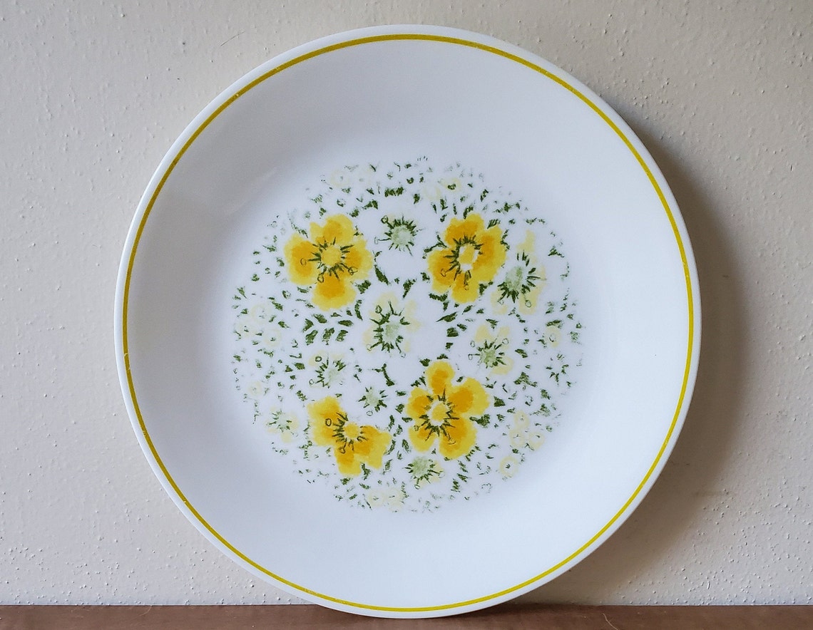 Vintage Corelle April Dinnerware: 21 Piece Set for 4 Guests /details in ...