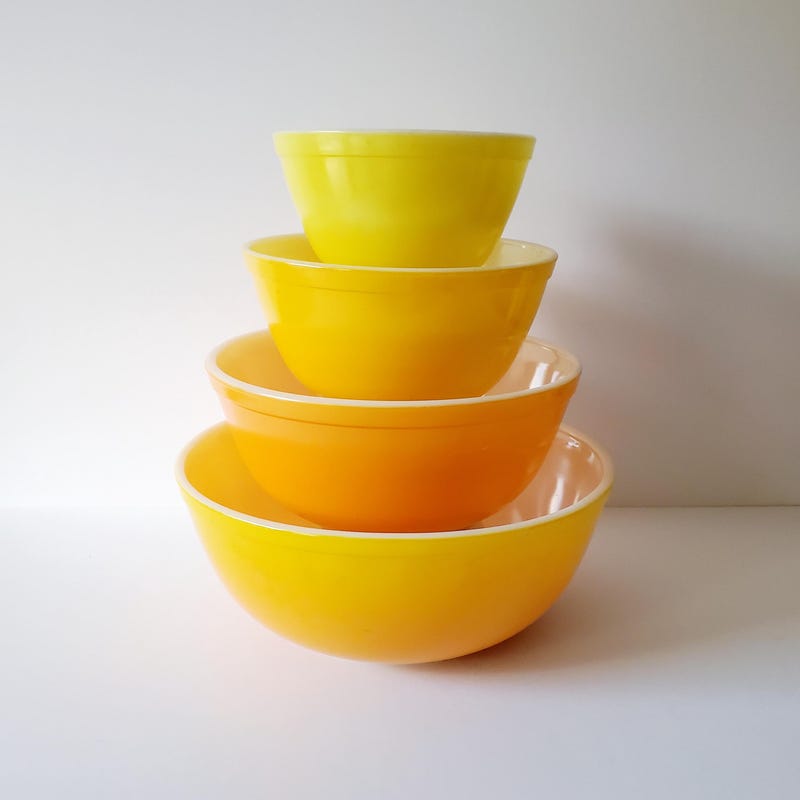 Pyrex Vintage Mixing Bowls - Etsy