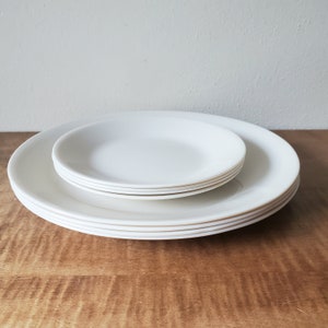 Vintage Corelle Sandstone Dinnerware Set - 13 Piece Beige Service for 4 ...