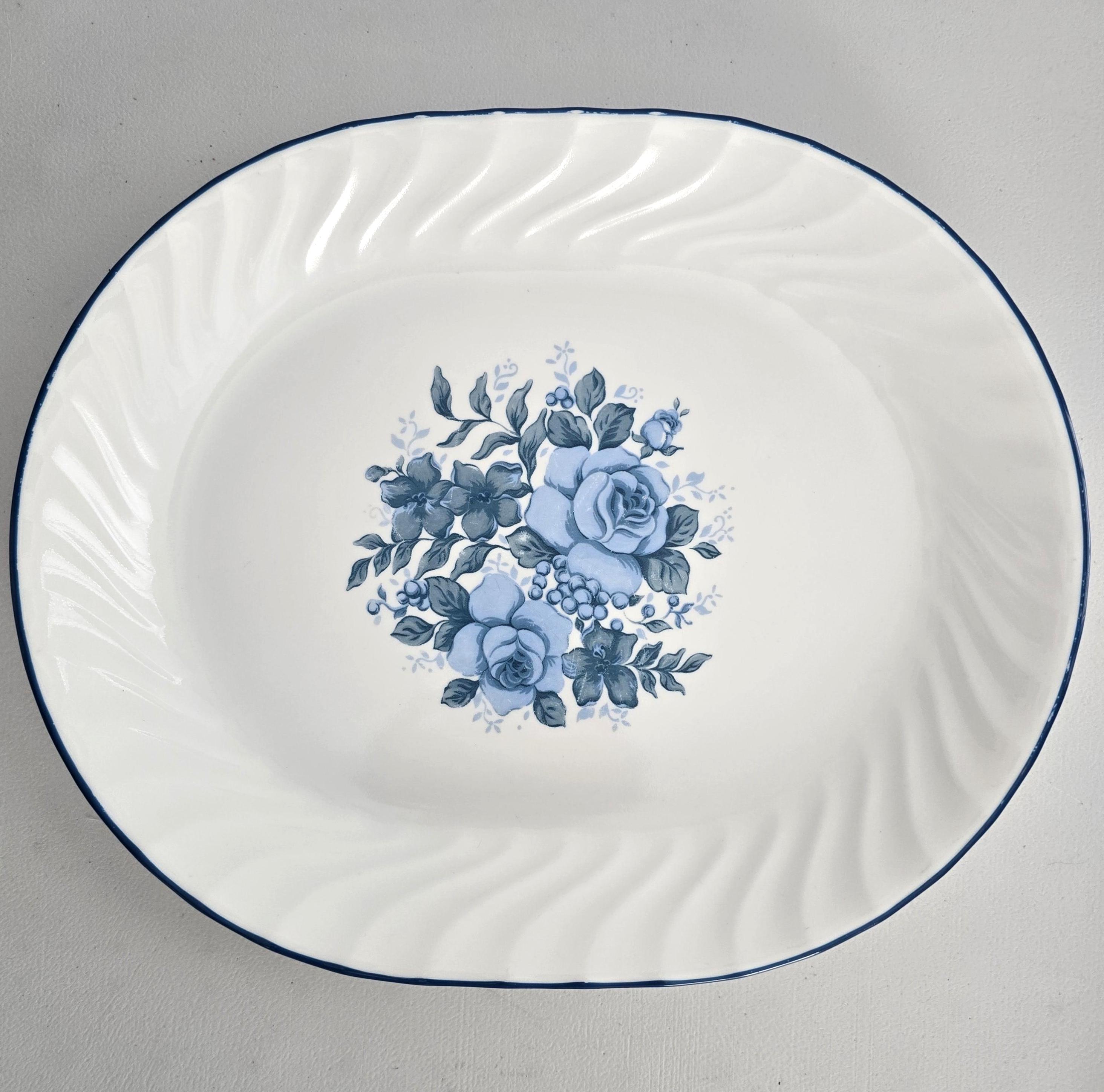 Vintage Corelle Blue Velvet Dinnerware: 20 Piece Set & 2 Candlesticks ...