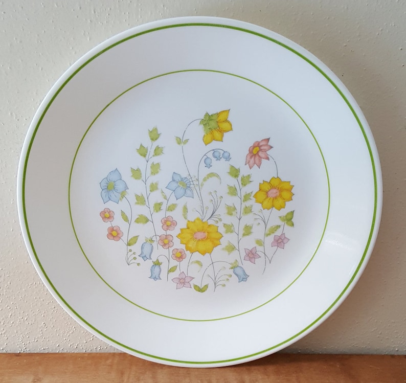 Vintage Corelle Spring Meadow Dinnerware 24 Piece Set for 4 - Etsy