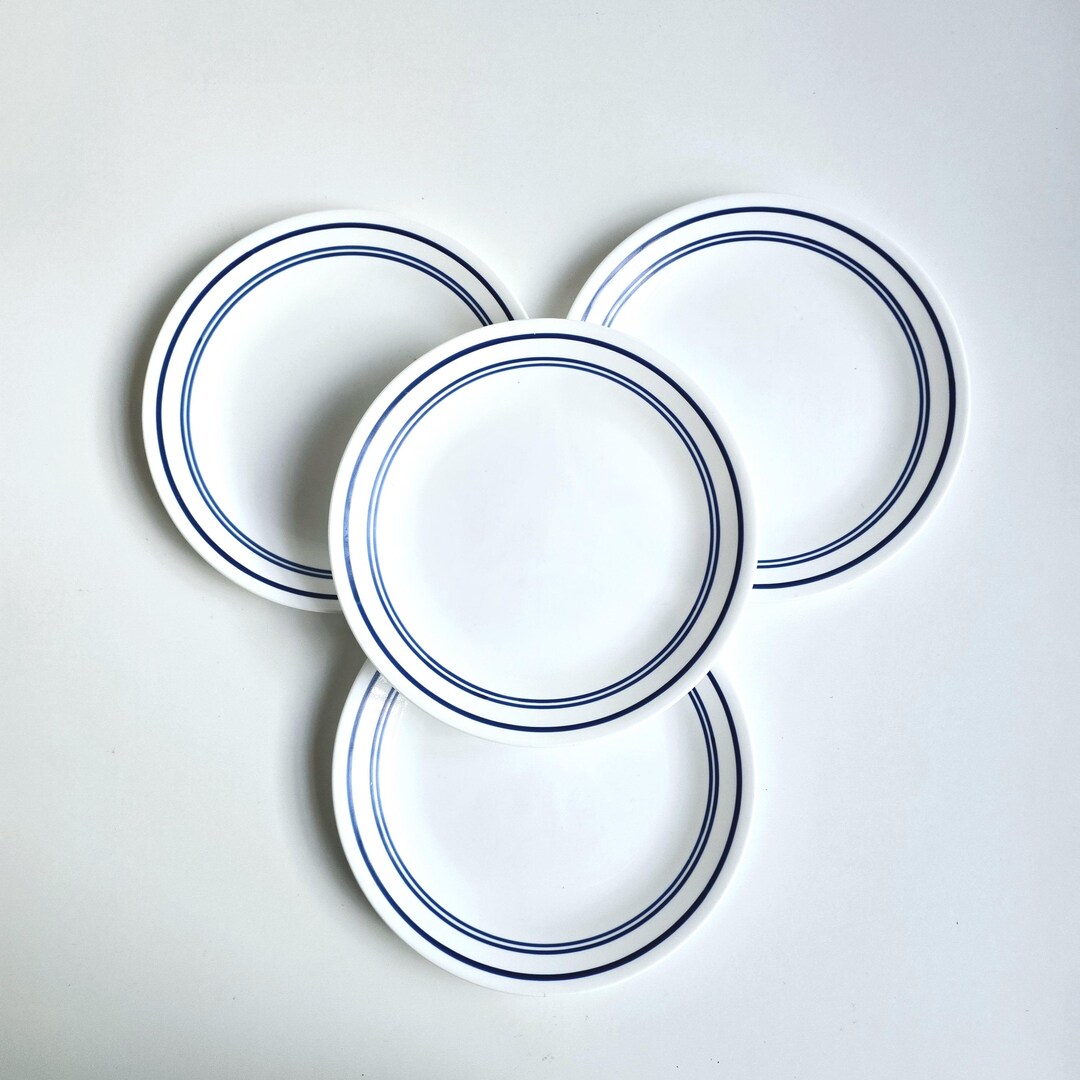 Corelle Classic Cafe Original Blue 4 Lunch Plates /details in ...