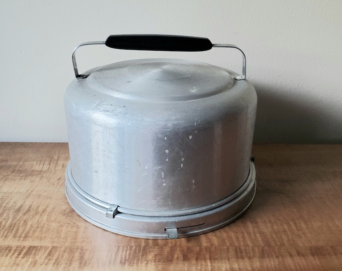 Vintage Cake Keeper by Mirro Metal Cake Carrier Aluminum 1950's Made in ...