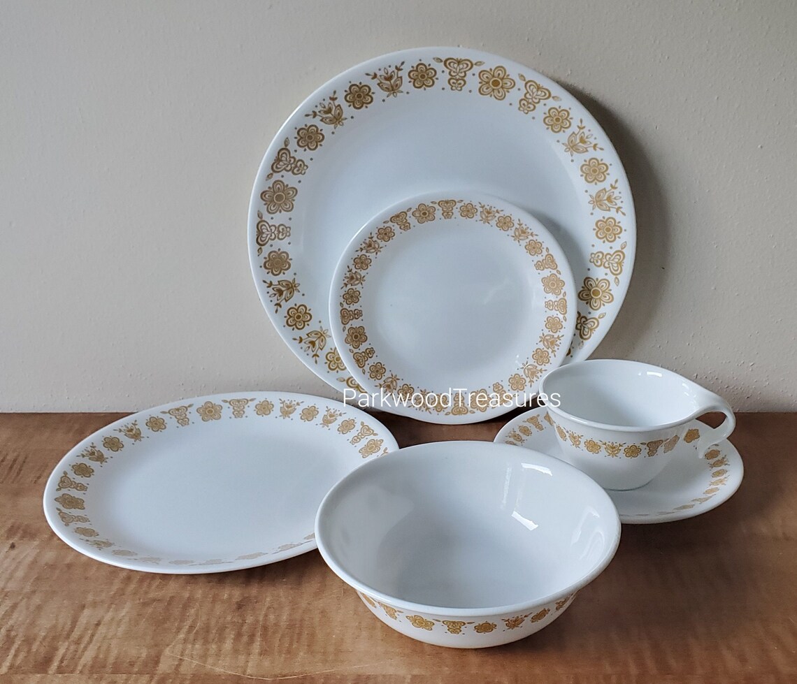 Vintage Corelle Butterfly Gold Dinnerware: 26 Piece Set for 4 Guests - Etsy