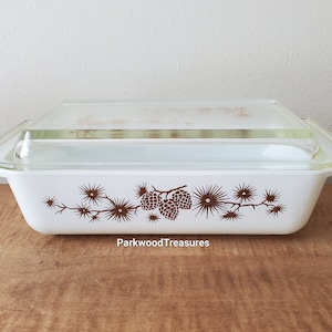 Vintage Pyrex Golden Pinecone Space Saver With Pattern Lid Pyrex Space ...