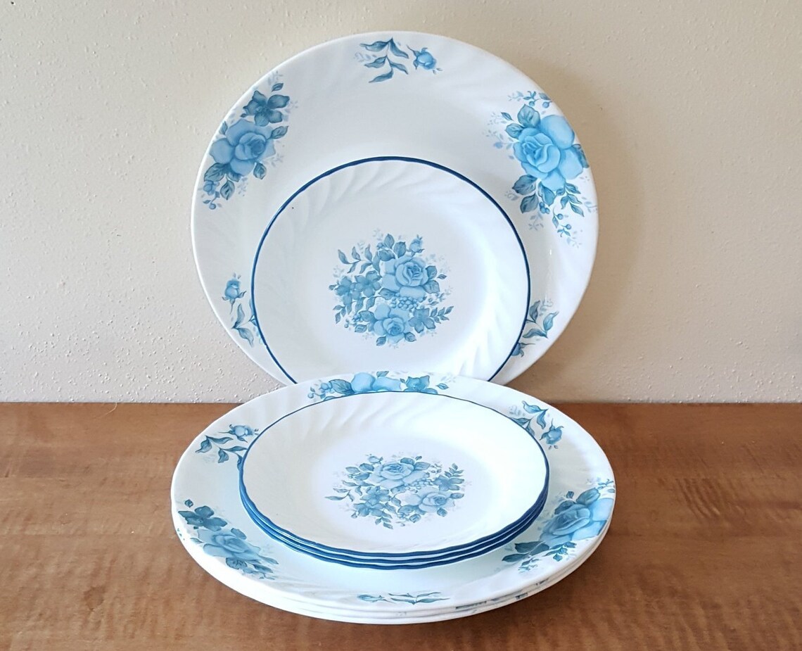 Vintage Corelle Blue Velvet Dinnerware: 20 Piece Set - Etsy