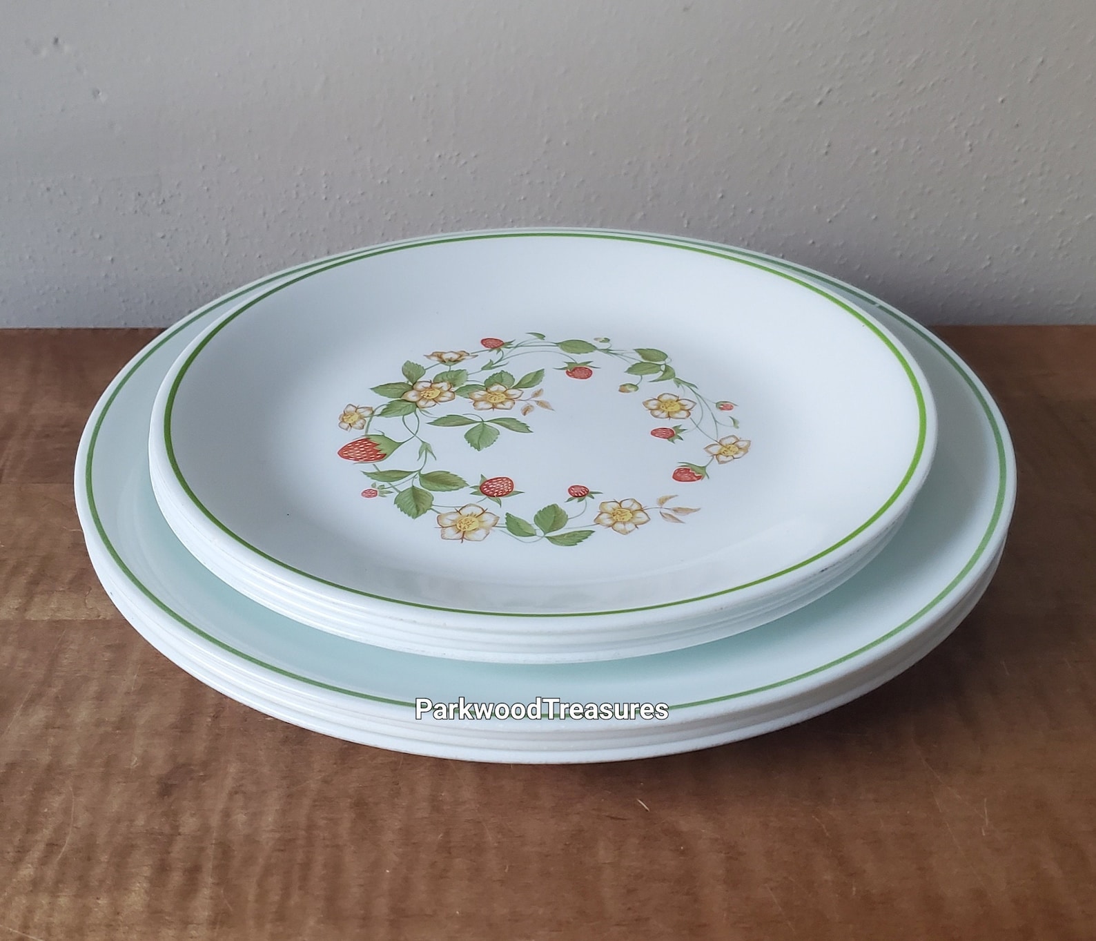 Vintage Corelle Strawberry Sundae Dinnerware 21 Piece Set for - Etsy