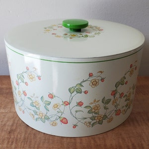 Vintage Metal Cake Keeper 1950's Retro Kitchen Cake Saver Vintage Cake ...