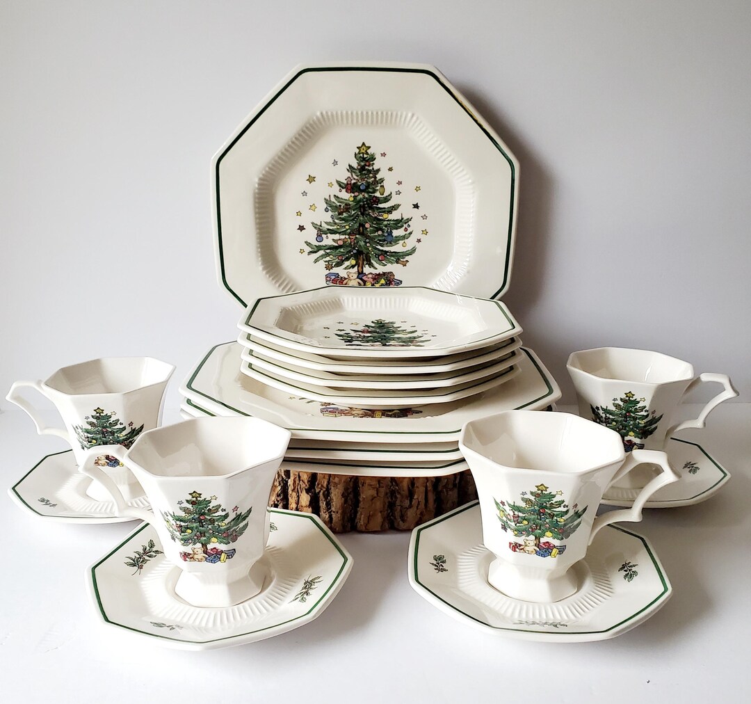 Vintage Nikko Christmastime China-20 Piece Christmas Tree Dinnerware ...