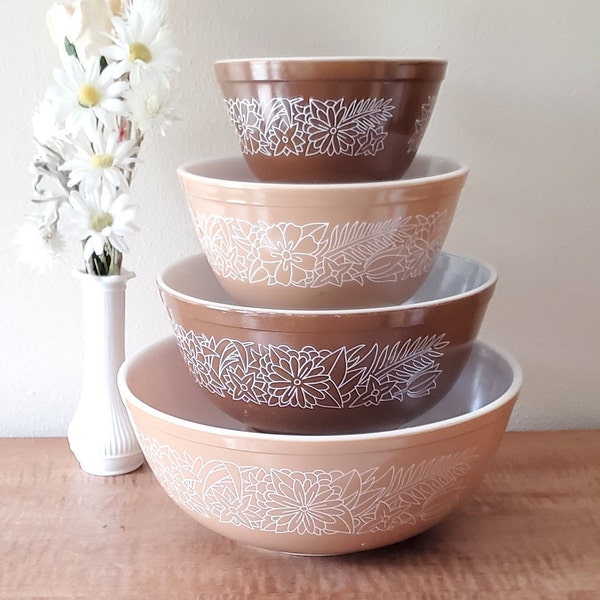 Vintage Pyrex Bowls - Etsy