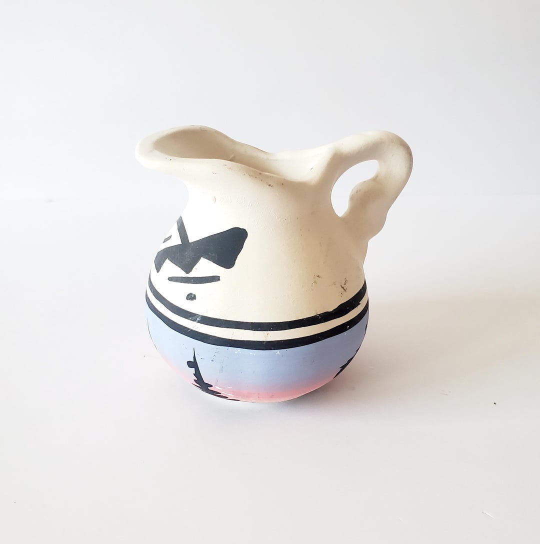 Southwestern Native American Navajo Pottery Rainbow Creamer - Etsy