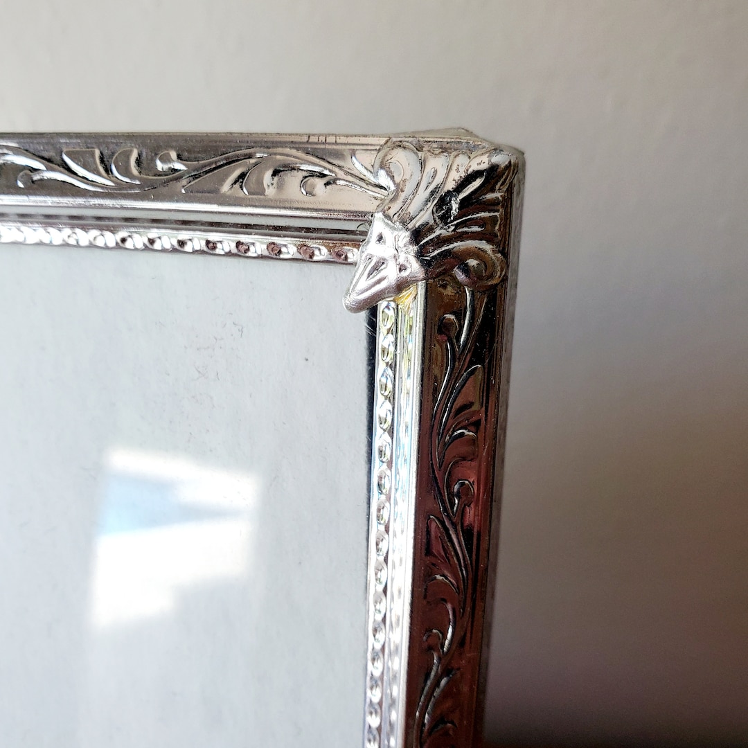 Vintage 8" X 10" Frame, 8x10 Silver Portrait Frame - Etsy