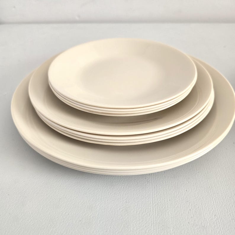 Vintage Corelle Sandstone Dinnerware: 17 Piece Beige Set for 4 Guests ...