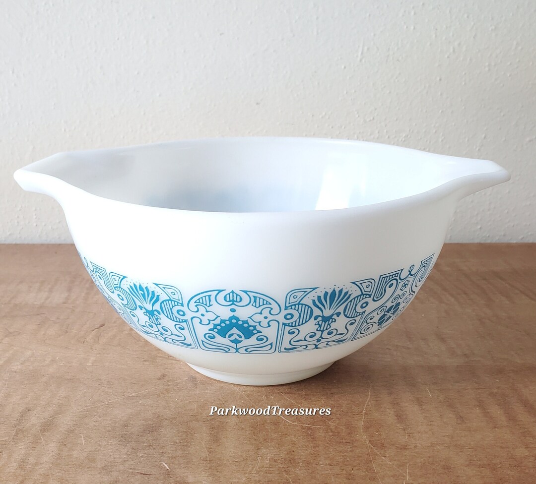 Vintage Pyrex #441 Horizon Blue 1.5 Pint Cinderella Mixing Bowl ...