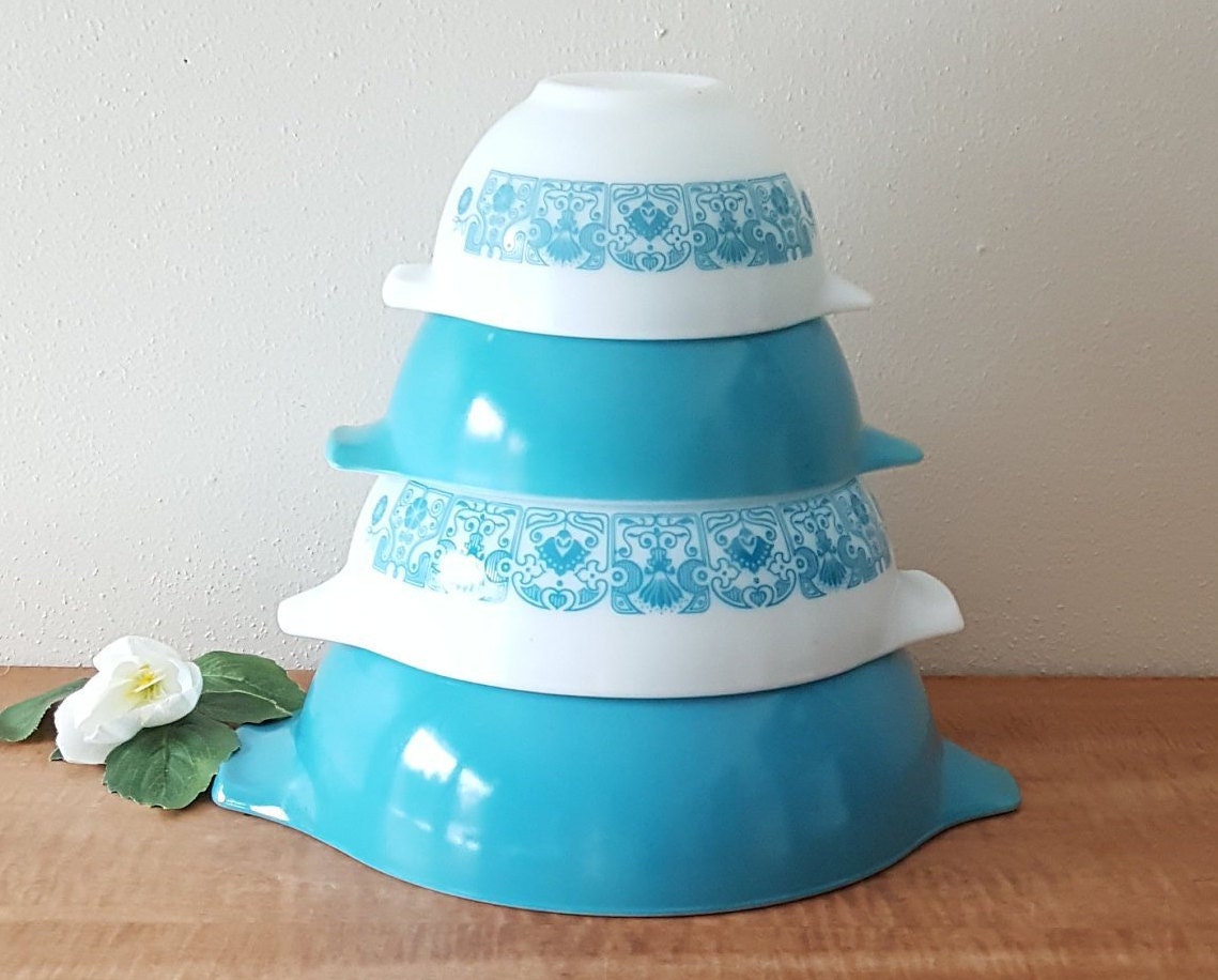 Vintage Pyrex Horizon Blue Cinderella Mixing Bowls Set of 4 - Etsy