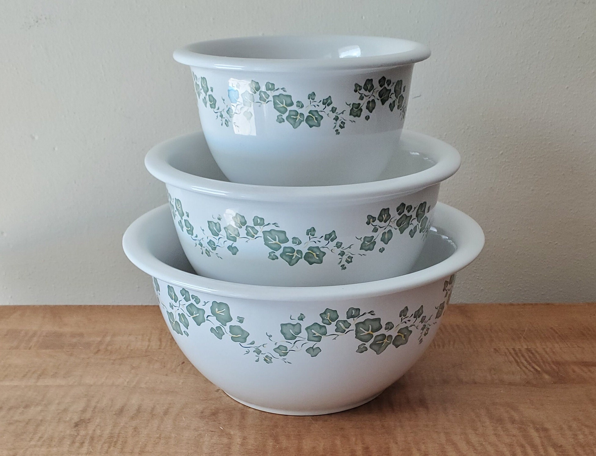 Vintage Corelle Mixing Bowls