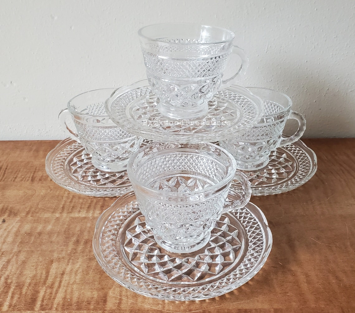 Vintage Wexford Glass Dinnerware: Anchor Hocking 25 Piece Dish Set for ...