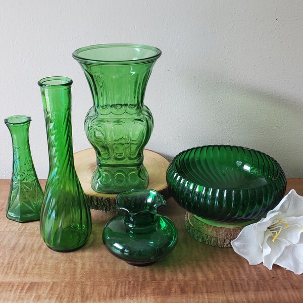 Green Glass Vase - Etsy