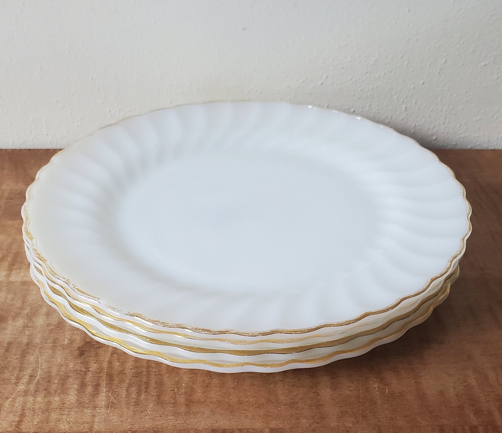 Vintage Fire King White Swirl Golden Shell Dinnerware Set - 23 Pc for 4 ...