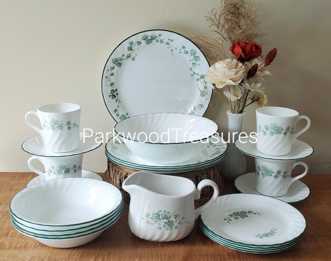 Vintage Corelle Callaway Ivy Dinnerware 22 Piece Set for 4 - Etsy