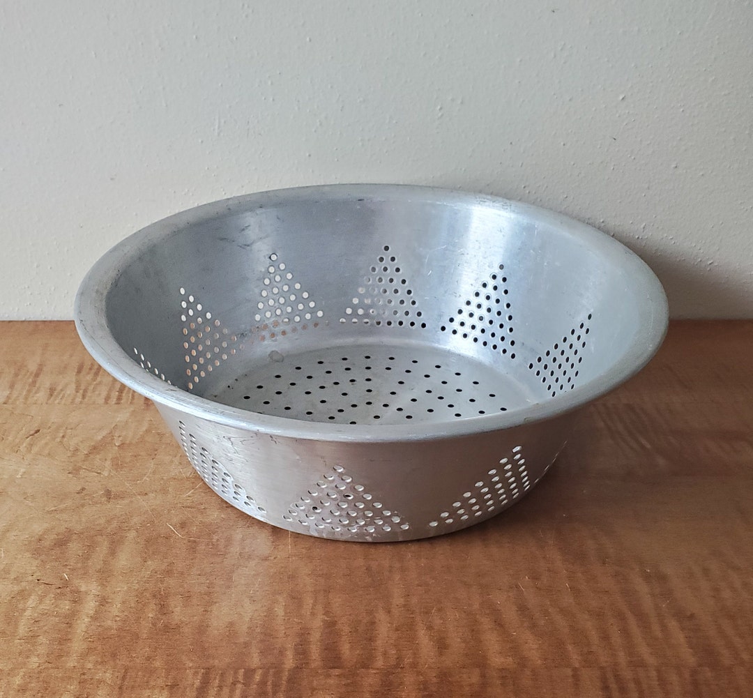 Vintage Aluminum Star Colander - Etsy