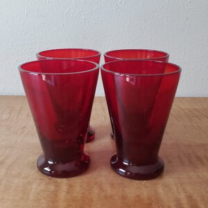 Vintage Royal Ruby Red Anchor Glass Dinnerware/red Glassware/ 24 Piece ...
