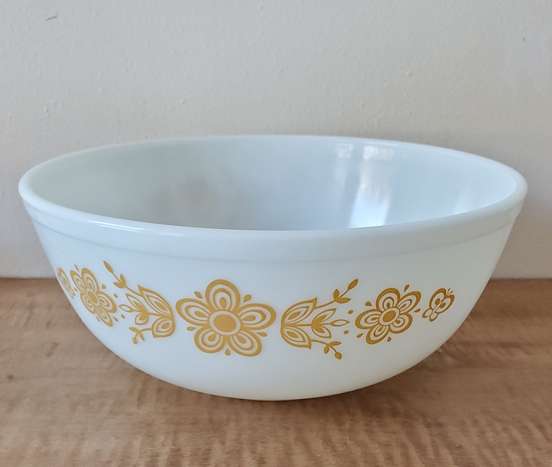 Vintage Pyrex Butterfly Gold Mixing Bowls Set of 4 | Etsy