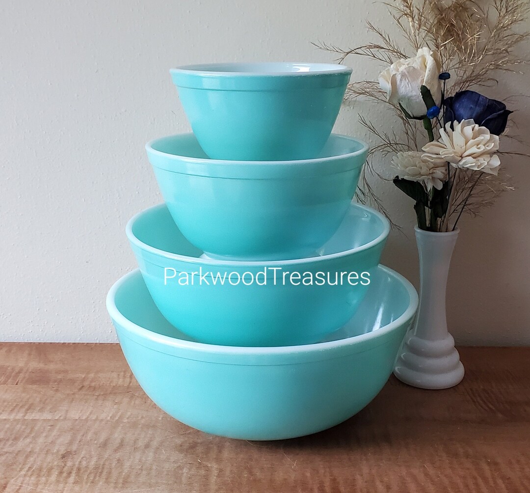 Vintage Pyrex Turquoise Mixing Bowl Set, Robins Egg Blue Pyrex Nesting ...
