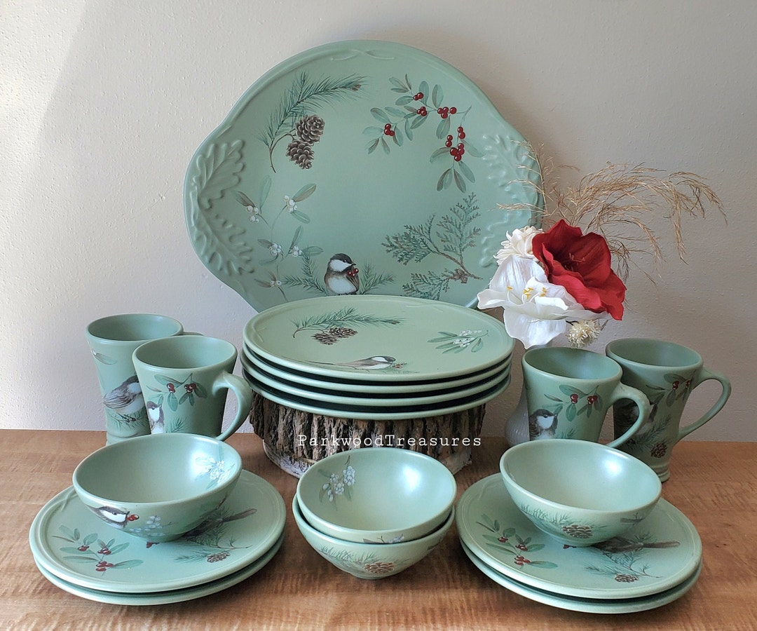 Vintage Pfaltzgraff Winterwood Green Chickadee Dishes: 17 Piece Christmas Dinnerware - Etsy