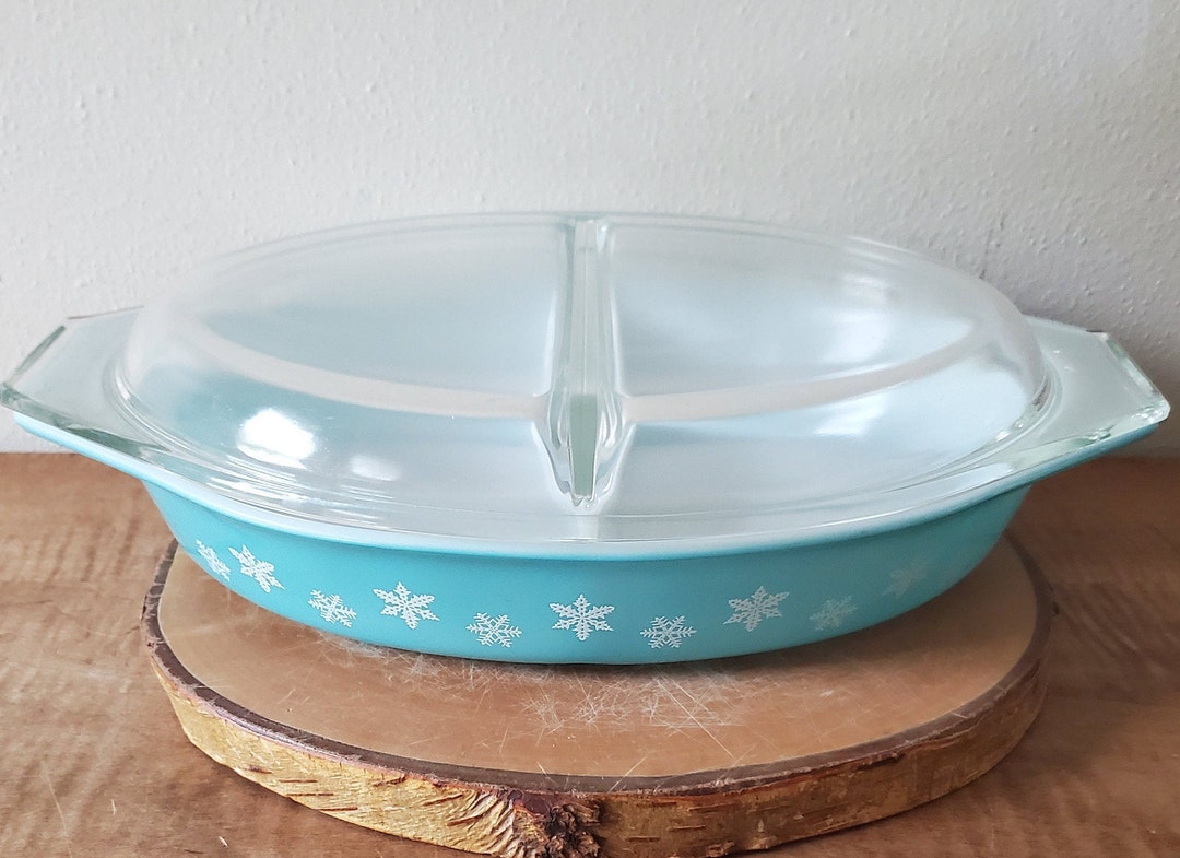 Pyrex Turquoise Snowflake Divided Casserole + Lid Vintage Pyrex - Etsy