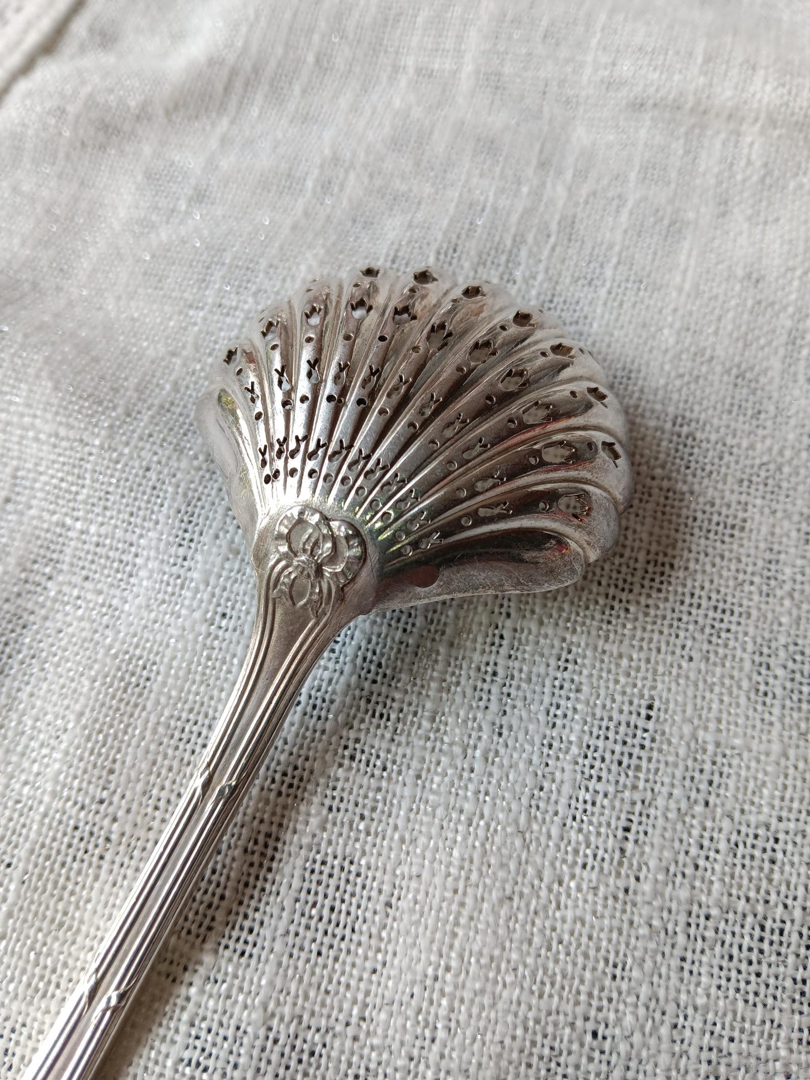 Vintage French Silverplate Sugar Sifting Spoon, Hand-cut Shell Bowl - Etsy