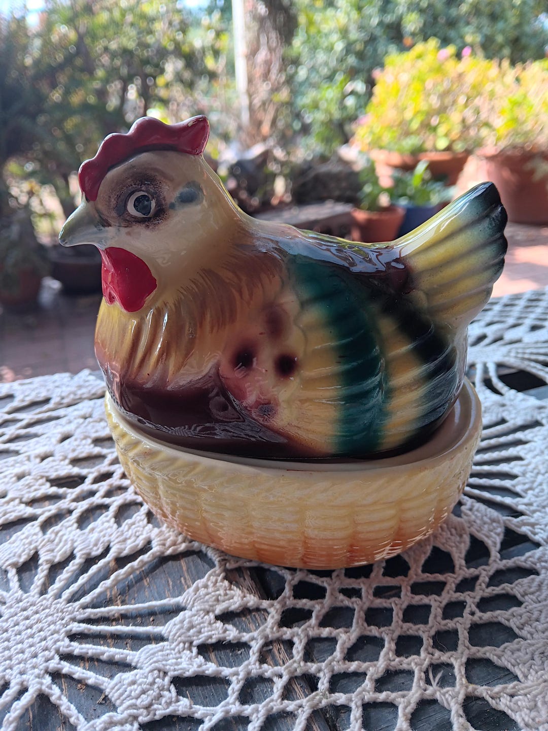 Vintage Ceramic Hen on Nest Salt and Pepper Shakers Eggs Inside Made in ...