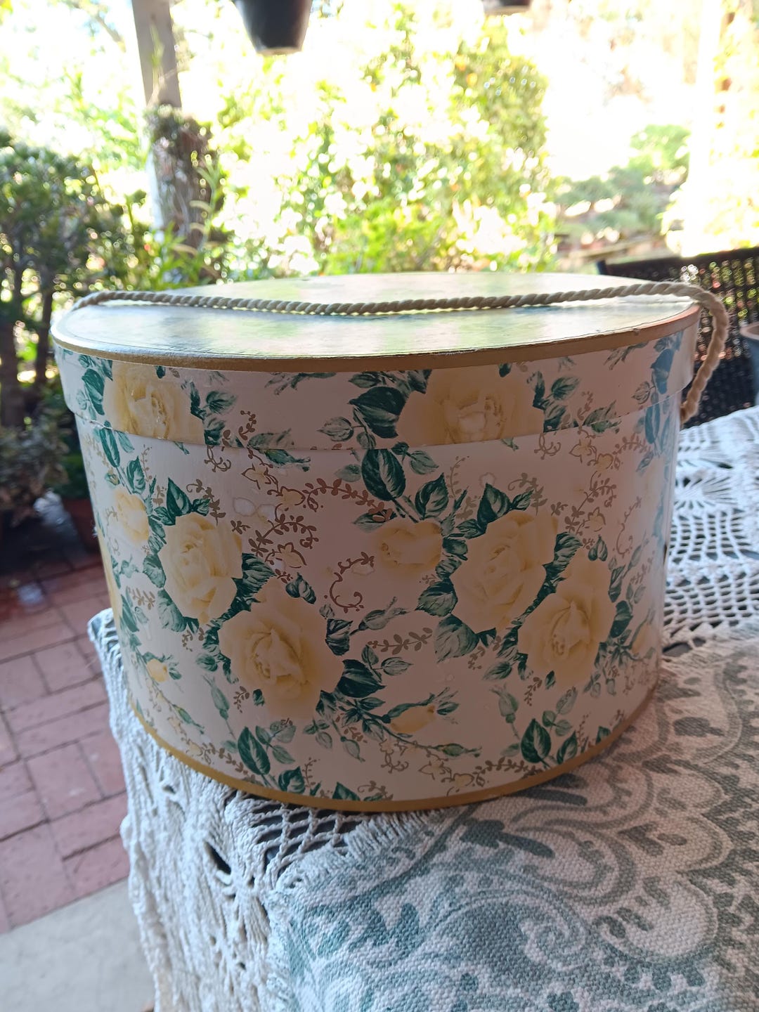 Vintage Cardboard Paper Hat Box Yellow Roses Cream Cord Hat Storage ...