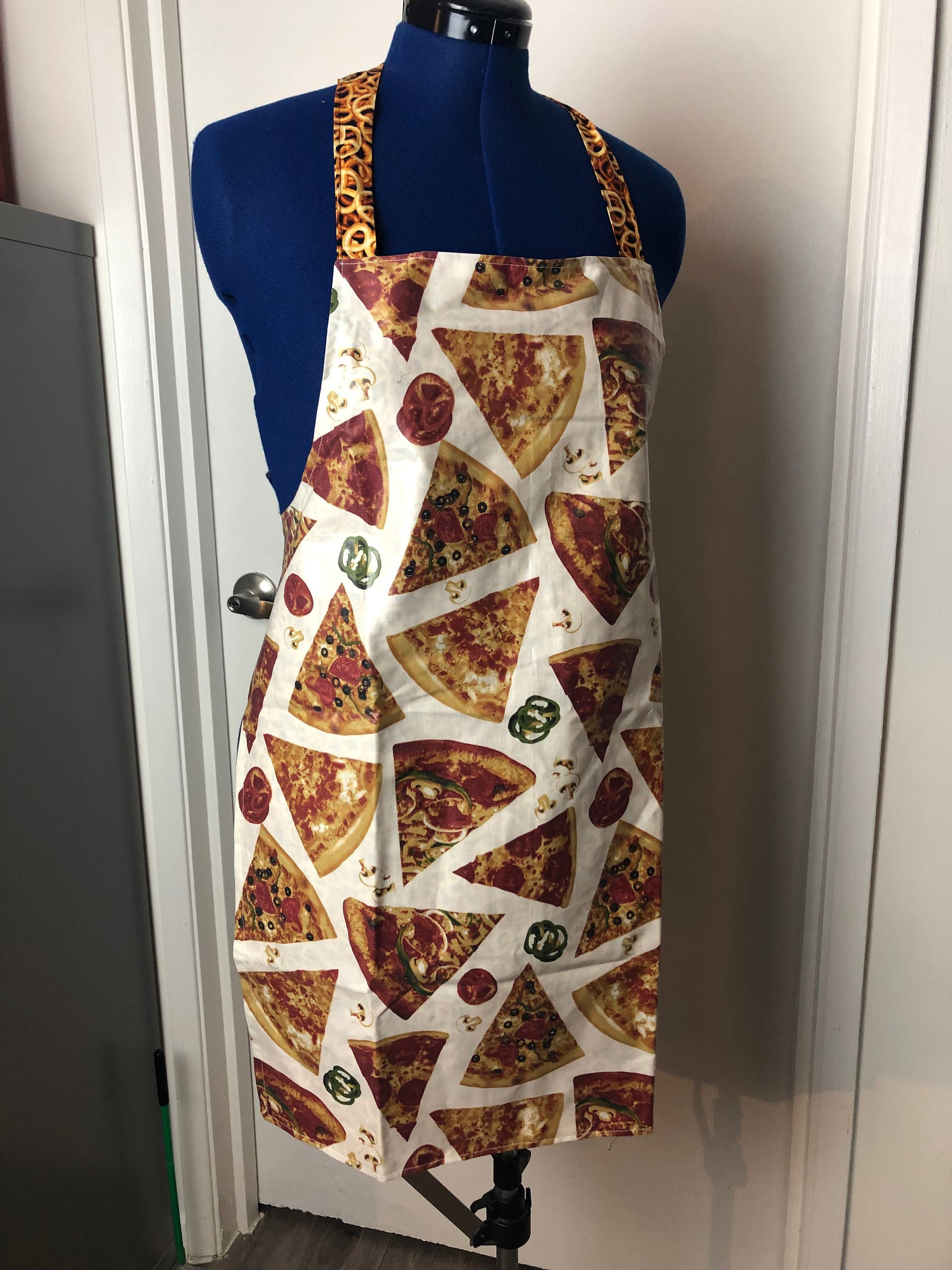 REVERSIBLE Unisex Pizza & Pretzel Full Apron - Etsy Canada