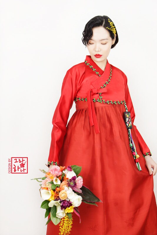 Red Roses Hanbok Set - Etsy UK