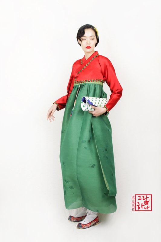 Green and Red Roses Hanbok Set - Etsy